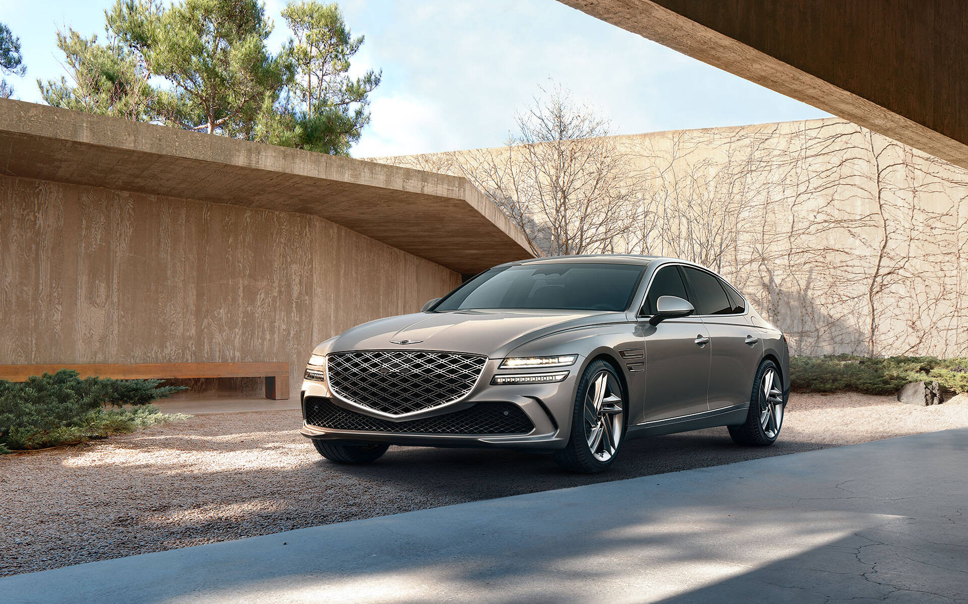 Genesis G80 2025 mise à jour avec une calandre plus grande et un écran ...