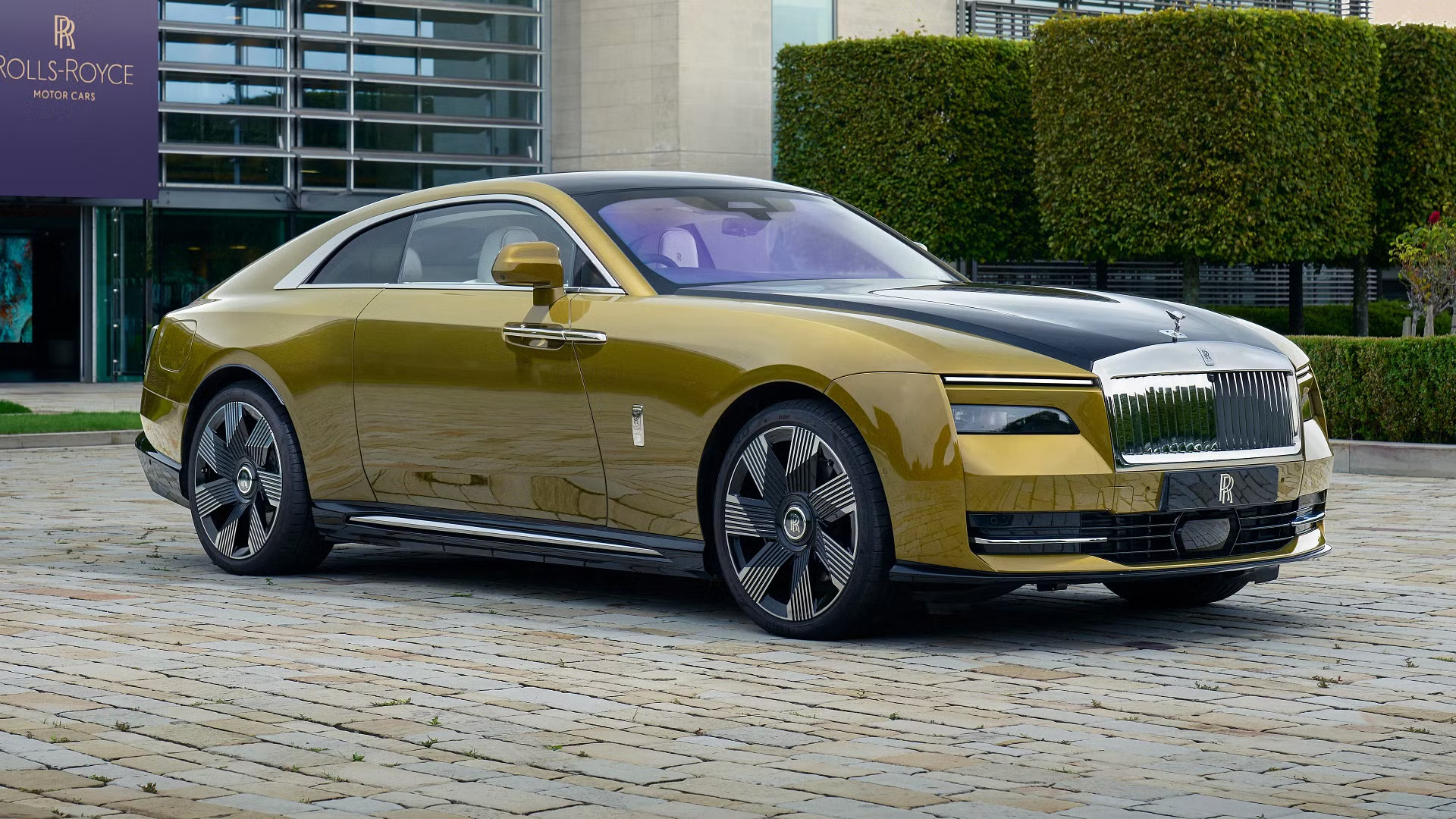 Rolls Royce Spectre Black Badge : succès ou échec